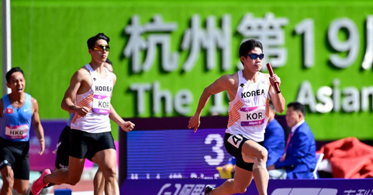 남자 육상 400m 계주 결선 진출, '38초75로 한국신기록에서 0.01초차' [사진]