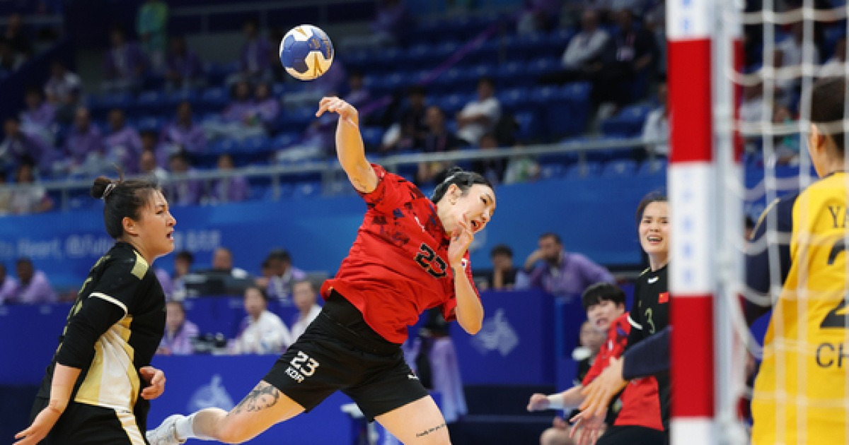 Korean women's handball team beat China to reach final