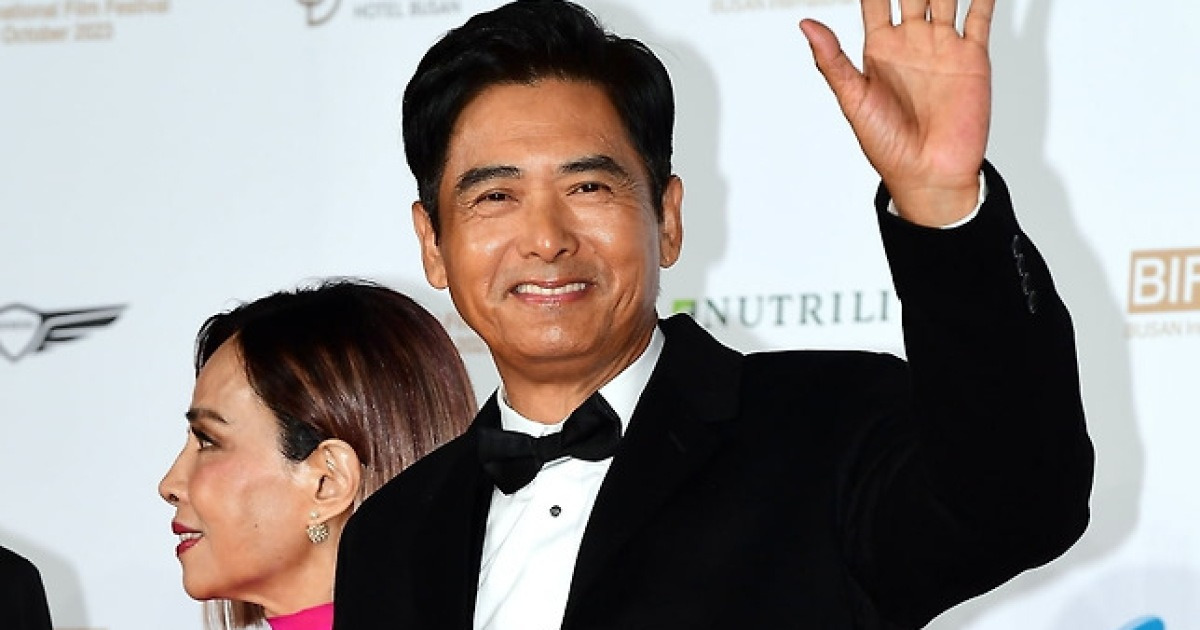 [TEN포토] 주윤발 '영원한 따거 BIFF 오다'