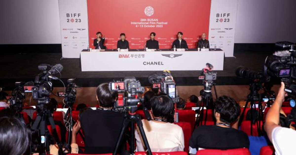 '한국이 싫어서' 기자회견[28th BIFF]