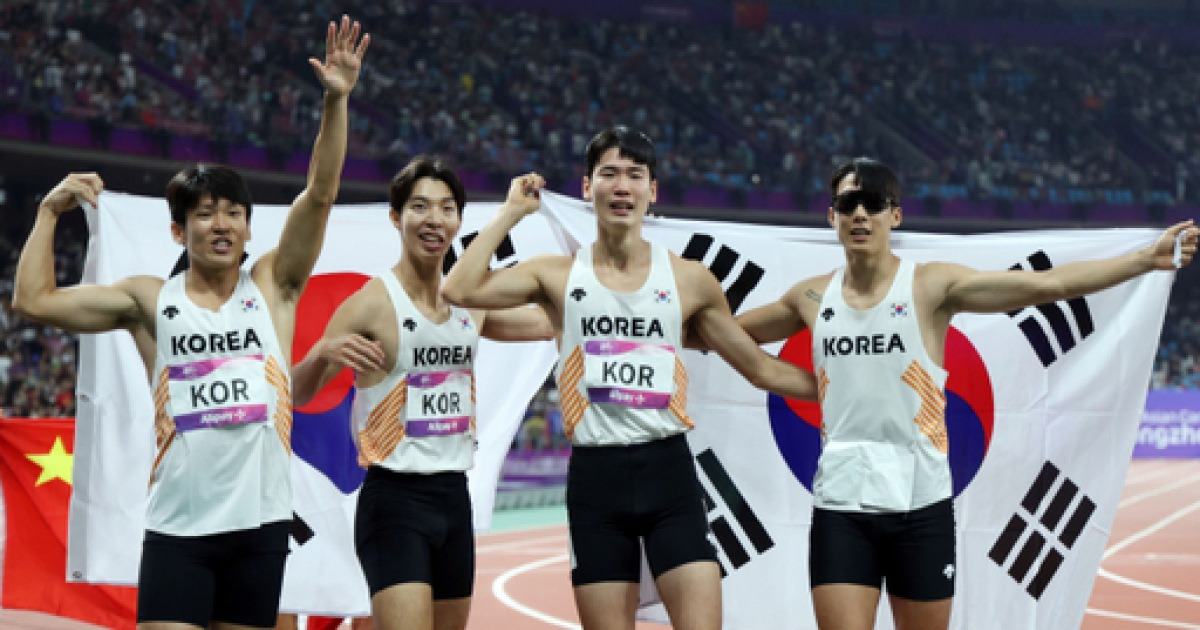 ‘향토 건각’ 이정태·이재성, 남자 400m계주 값진 동메달 [항저우 AG]