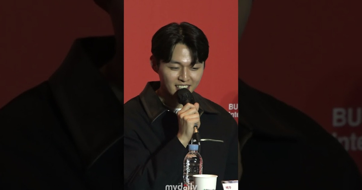 김우겸 "부국제 개막작 주연으로 참석…엄마·아빠가 좋아하실 것" 웃음 [28th BIFF]