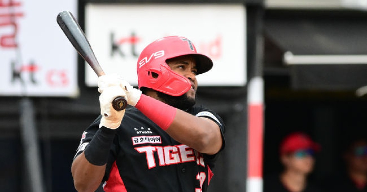 KIA 호랑이 기운 대폭발! ‘테스형 3안타&김도영 투런포’ KT에 10-2 대승…5위 SSG 2G차 맹추격 [수원 리뷰]