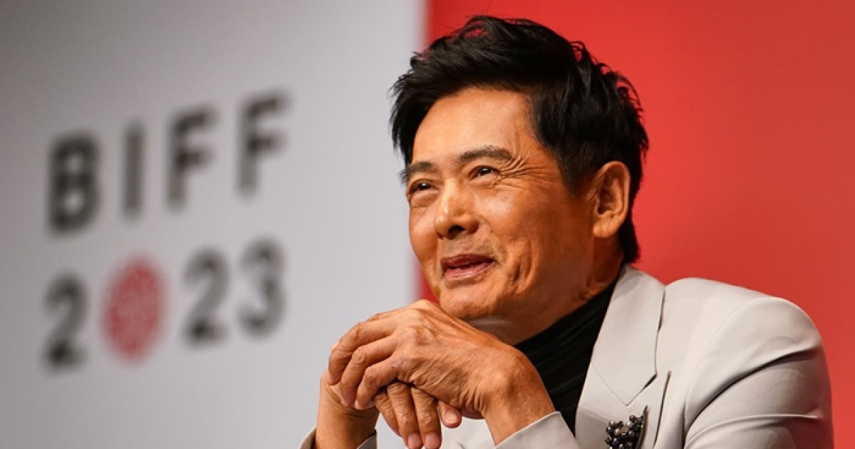 주윤발, 전 재산 기부 결정 배경 "아무것도 안 들고 가도 상관없다" [제28회 BIFF]