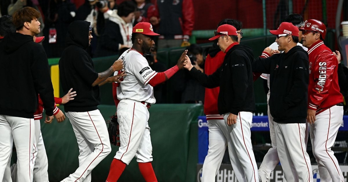 SSG, NC를 꺾고 5연승 질주! [포토]