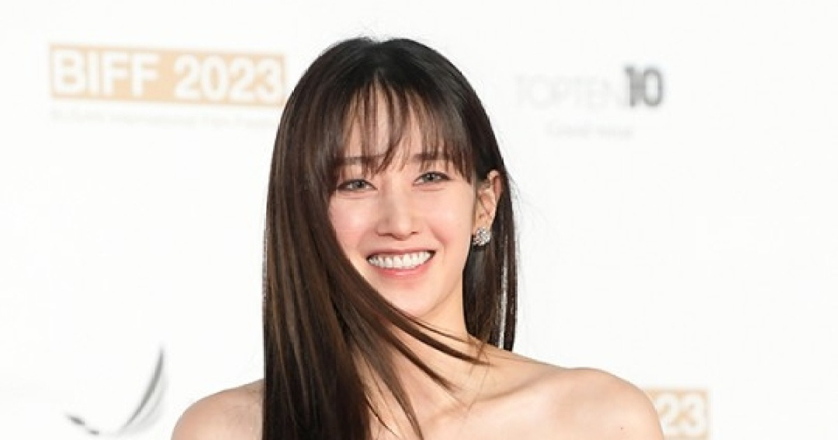 ‘발레리나’ 전종서, ♥이충현 감독 극찬 “시나리오 잘 써” [MK★BIFF현장]