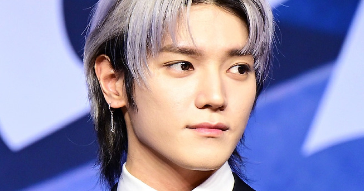 NCT127 태용, 슬쩍 올리는 엄지[포토엔HD]