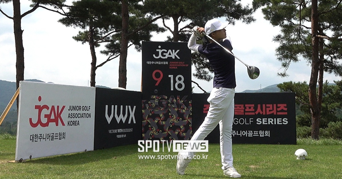 [포토S] JGAK 주니어골프시리즈, 힘찬 티샷!