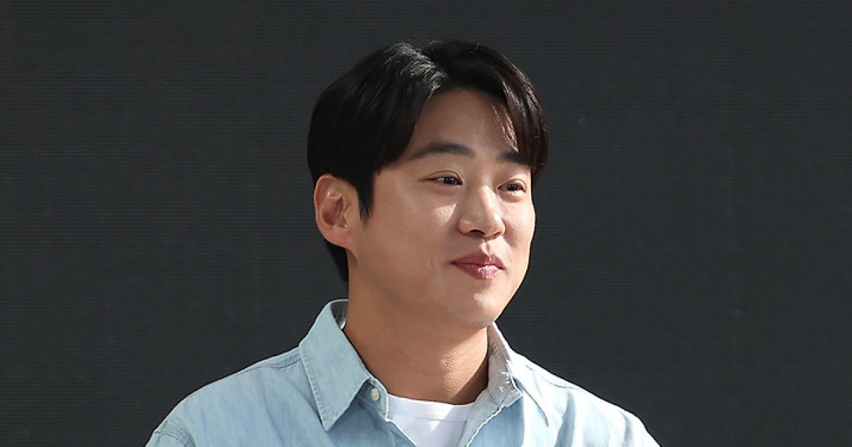 [BIFF]'LTNS' 안재홍 "감독이 둘이라 장점…한 명 입엔 재갈 물려"