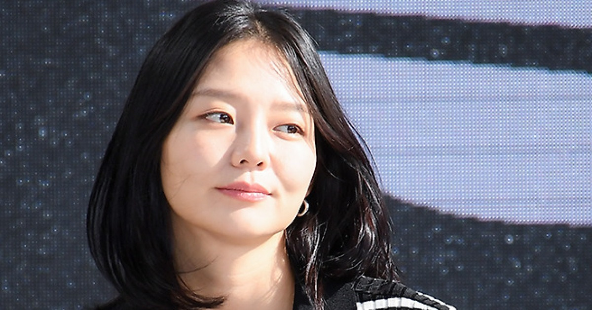 'LTNS' 이솜 "안재홍과 세번째 커플 연기, 이제야 알아가는 느낌" [28th BIFF]