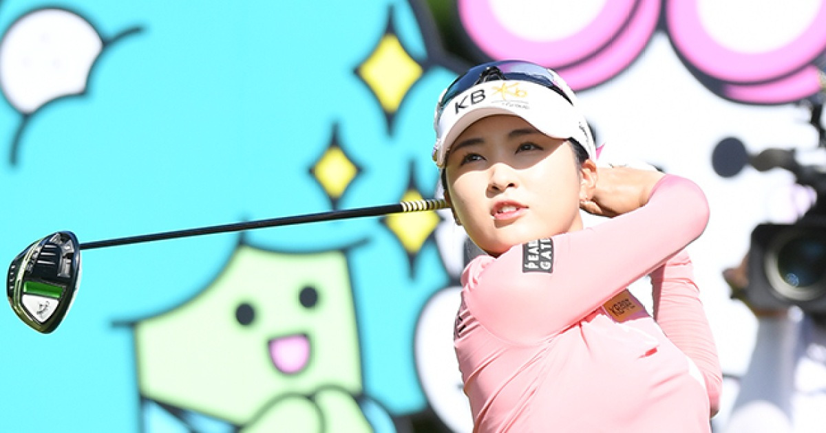 이예원, KLPGA 하이트진로 챔피언십 우승 보인다…3R 선두 질주