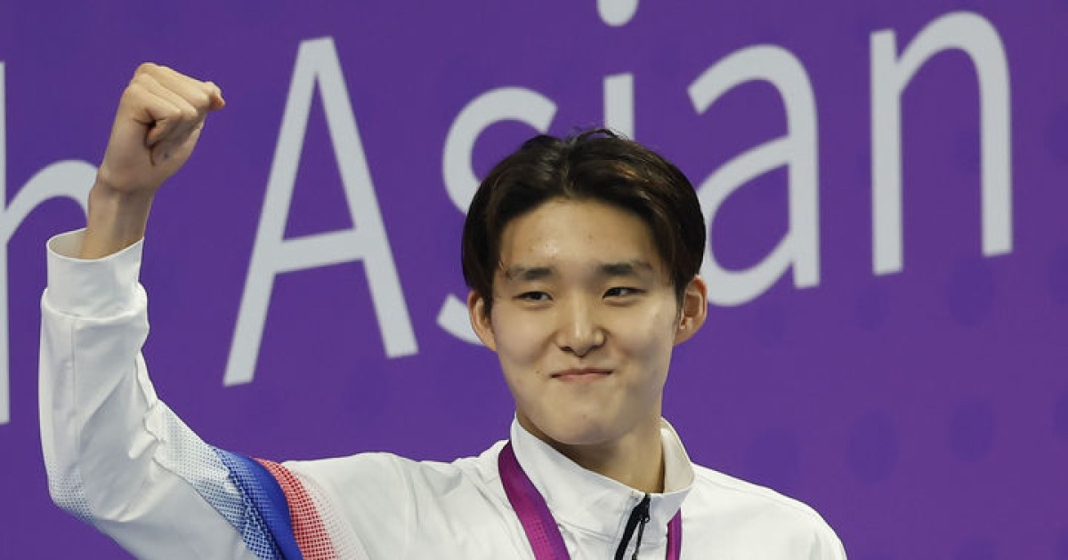 '한국 첫 AG MVP' 김우민 "보상받는 기분…큰 동기부여"