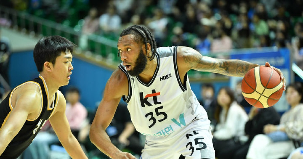 프로농구 KT, KBL 컵대회서 상무에 완승…SK도 삼성 꺾어(종합)