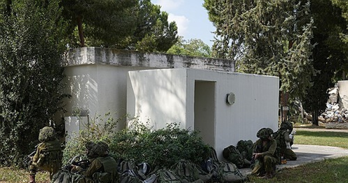 CORRECTION Israel Palestinians