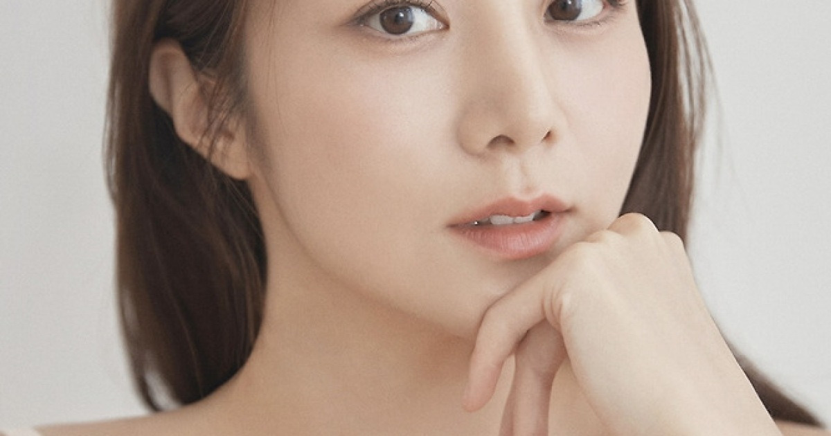 '조우종♥' 정다은, FNC와 전속계약 체결...KBS 퇴사 후 본격 방송인 활동 [공식]