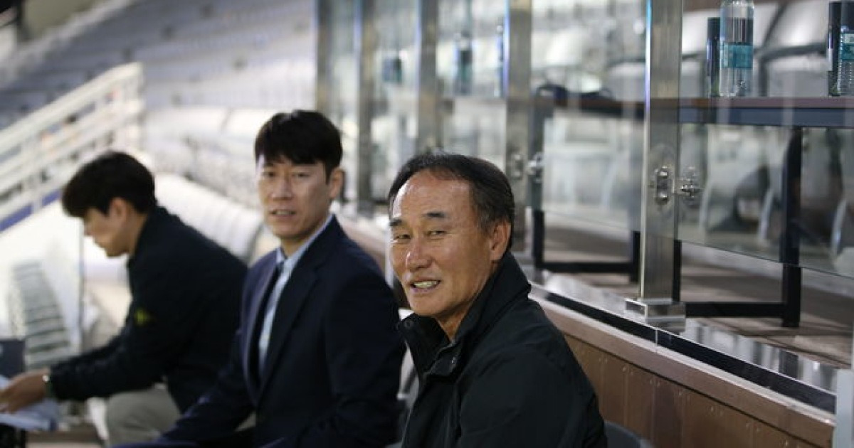 '김은중-김학범 감독 한자리' 서울 EOU컵 U-18 축구대회, 10월 15일까지 열려