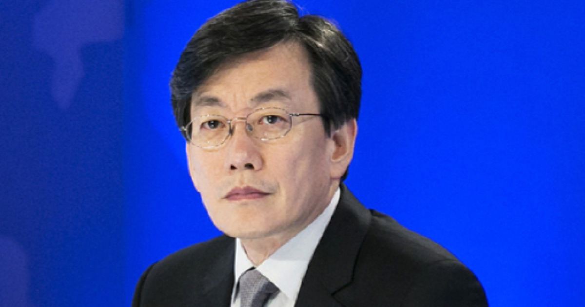 손석희, 10년 만에 JTBC 떠난다…사직서 수리 마쳐