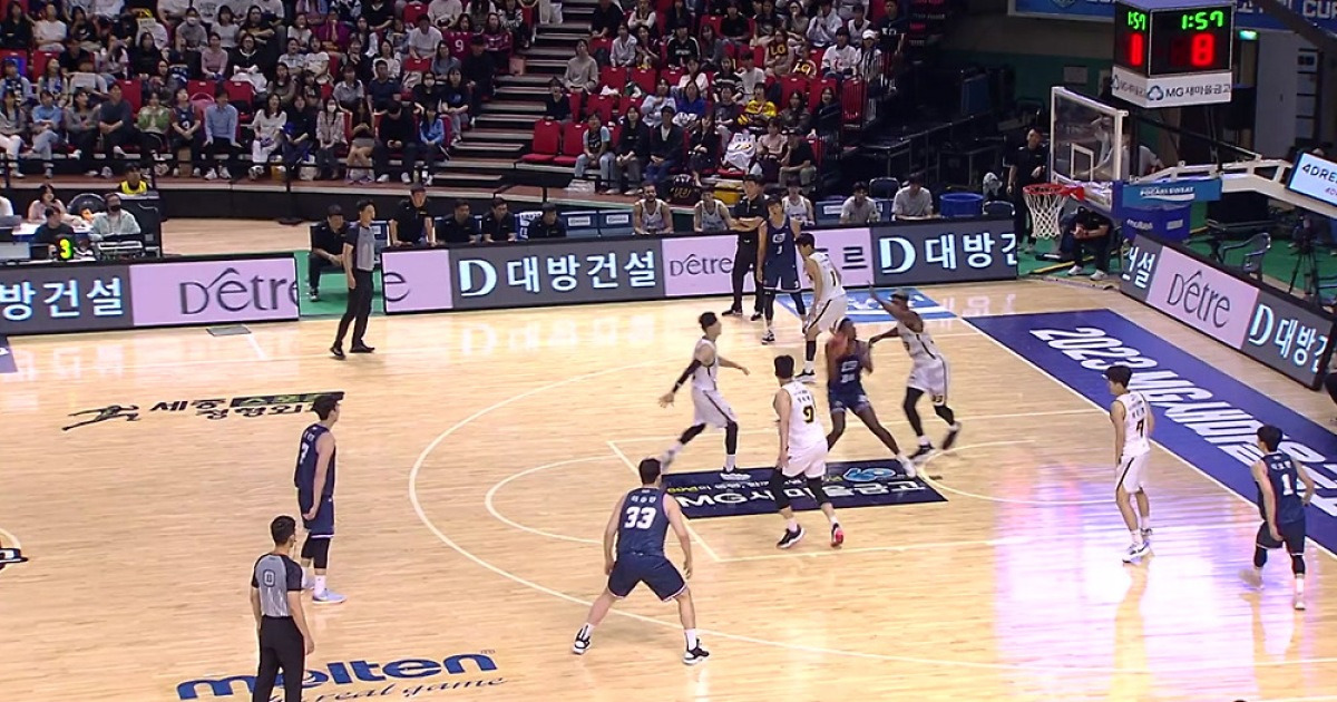 KCC, LG 꺾고 컵대회 4강 진출