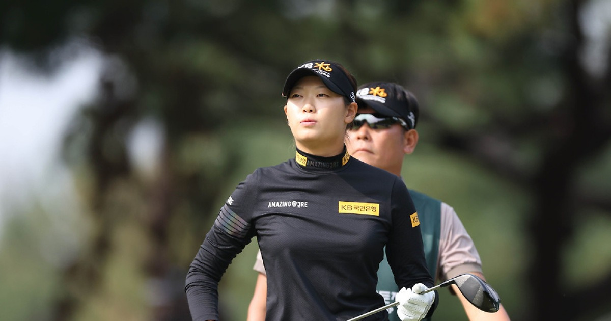 KLPGA 최고 장타자 방신실, 5개월 만에 우승 추가