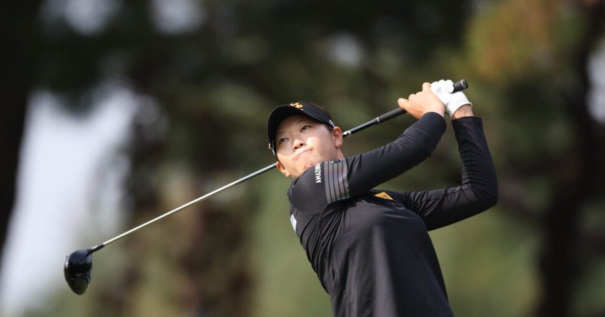 ‘장타 샛별’ 방신실, KLPGA 시즌 2승