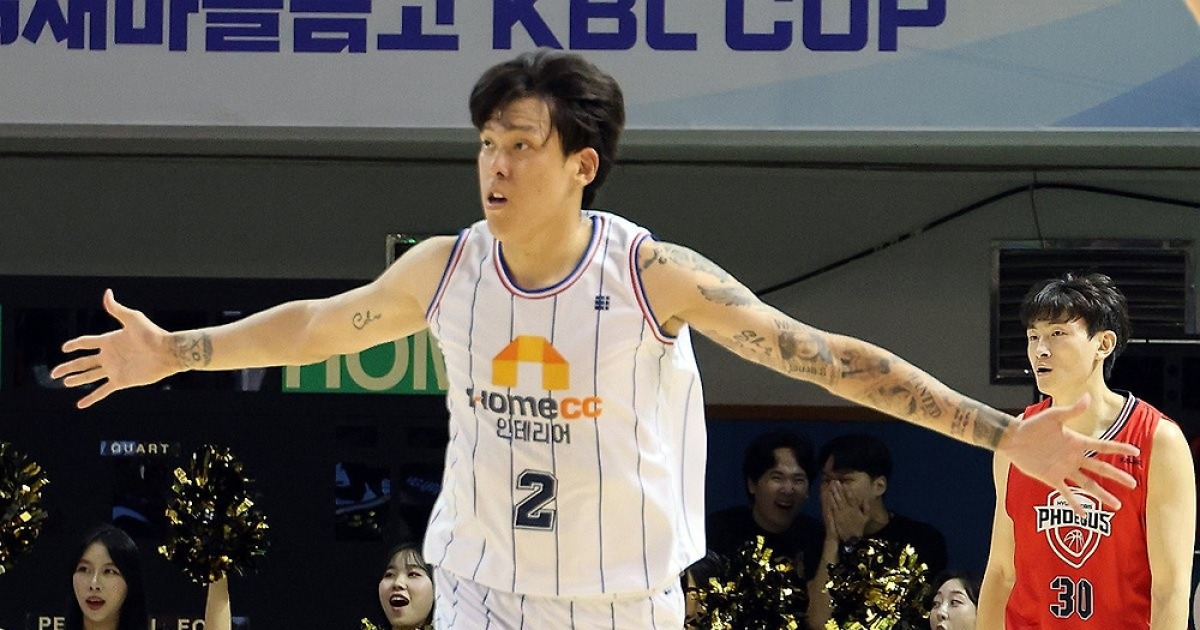 'MVP 존슨 24점' KCC, KBL 컵대회 우승…'아듀 전북'