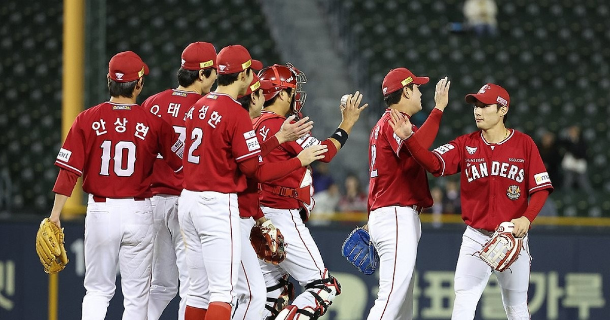 프로야구 SSG·NC 3위 싸움 끝까지…두산 5위·한화 9위 확정(종합)