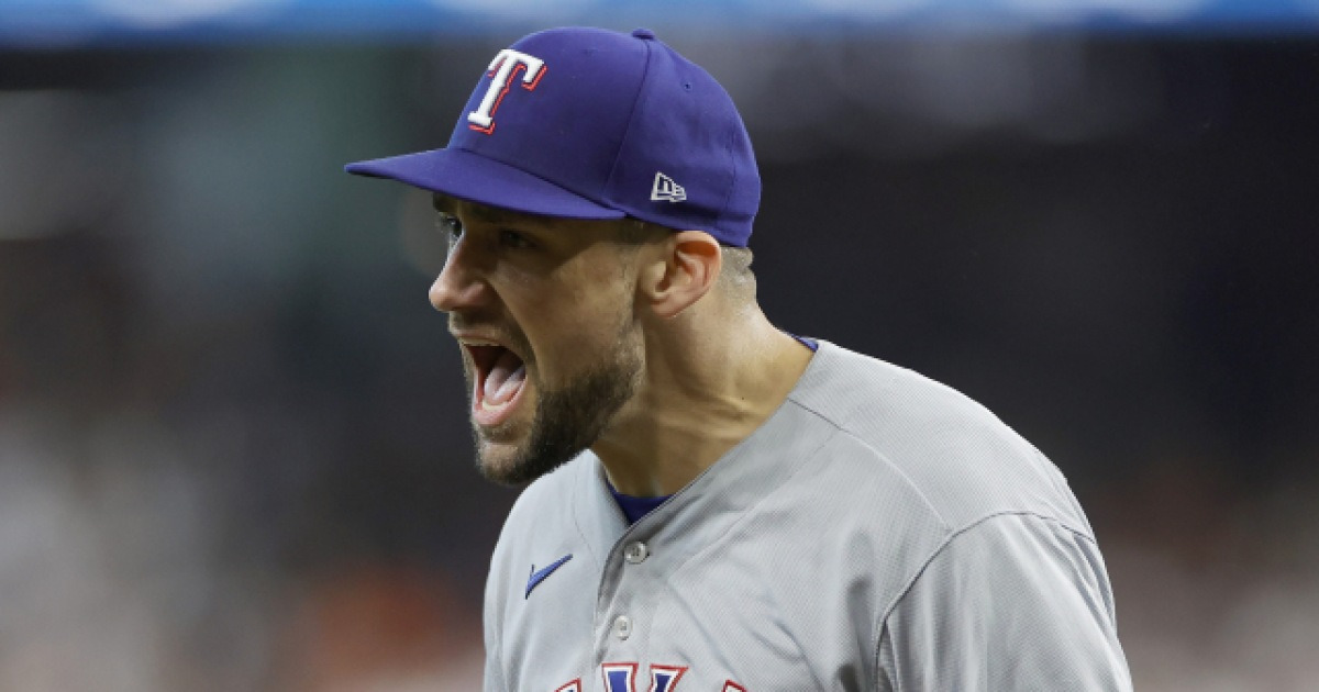 'KKKKKKKKK' 가을 사나이의 역투! TEX, 7연승→12년 만의 WS까지 남은 2승…'또' 자멸한 HOU [ALCS]