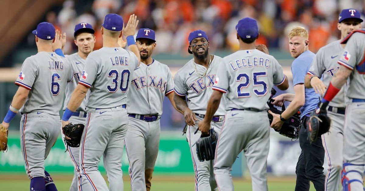 ALCS 적지서 2연승 포함 PS 7연승 텍사스, ‘월드시리즈가 보인다’