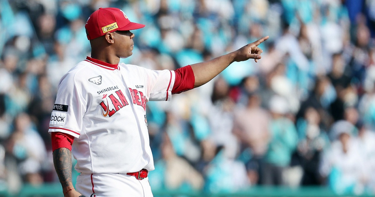 "NC 하위 타선을 조심해야"…홈런 하나에 고개 숙인 SSG 엘리아스[준PO1]