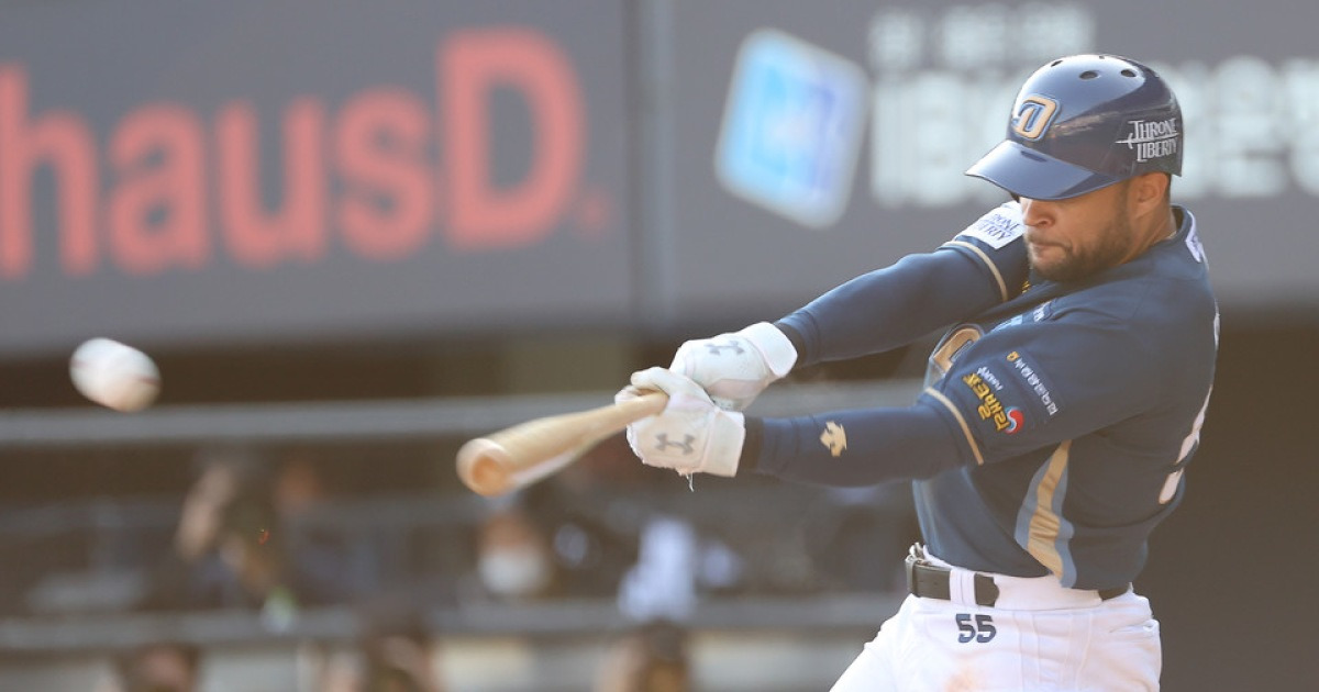 이번에도 선취점은 NC가! 마틴 적시타, SSG에 3-0 리드 [준PO]