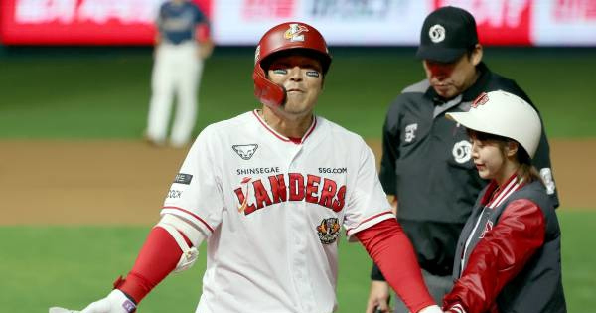 [준PO2] SSG 한유섬 연타석 홈런, PS 통산 7~8호···NC 턱밑까지 추격