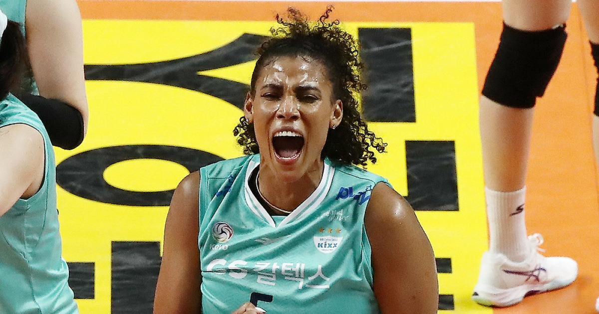 '실바 33점' GS칼텍스, IBK기업은행에 3-1 승리…개막 2연승