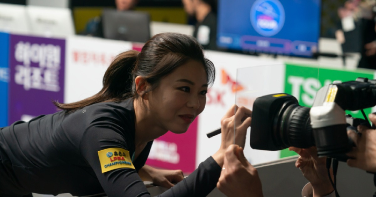 ‘당구여제’ 김가영, LPBA 6번째 우승…스롱 피아비와 최다 우승 타이