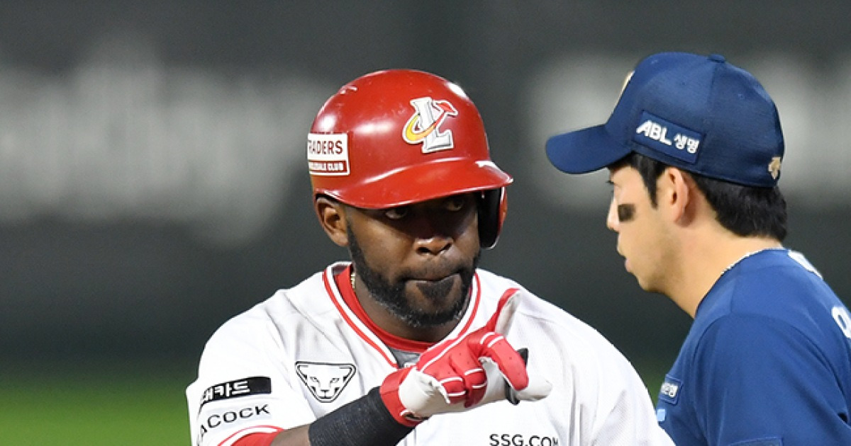 '에레디아 2번 전진' NC·SSG 준PO 3차전 선발 라인업 공개