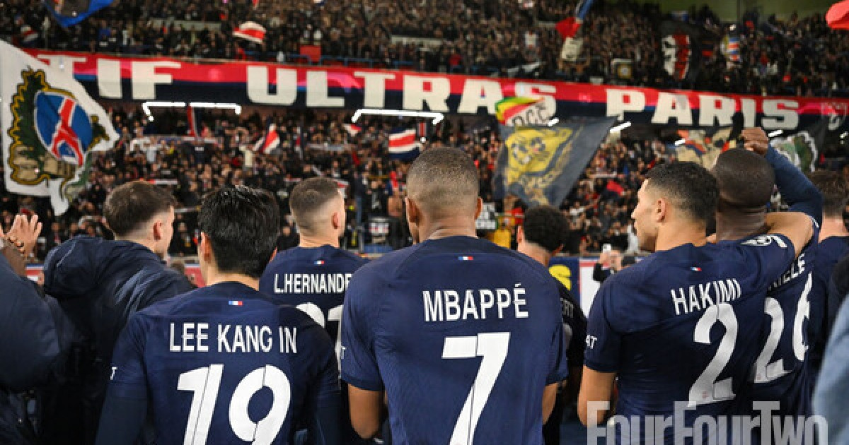 [ucl.told] 혼란 속의 죽음의 조, PSG만 웃었다…대패 후 단독 1위로 등극