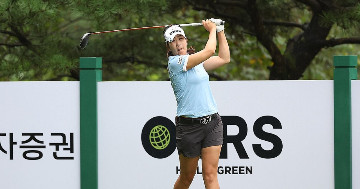 김아림, LPGA 메이뱅크 챔피언십 2R서 선두와 3타차