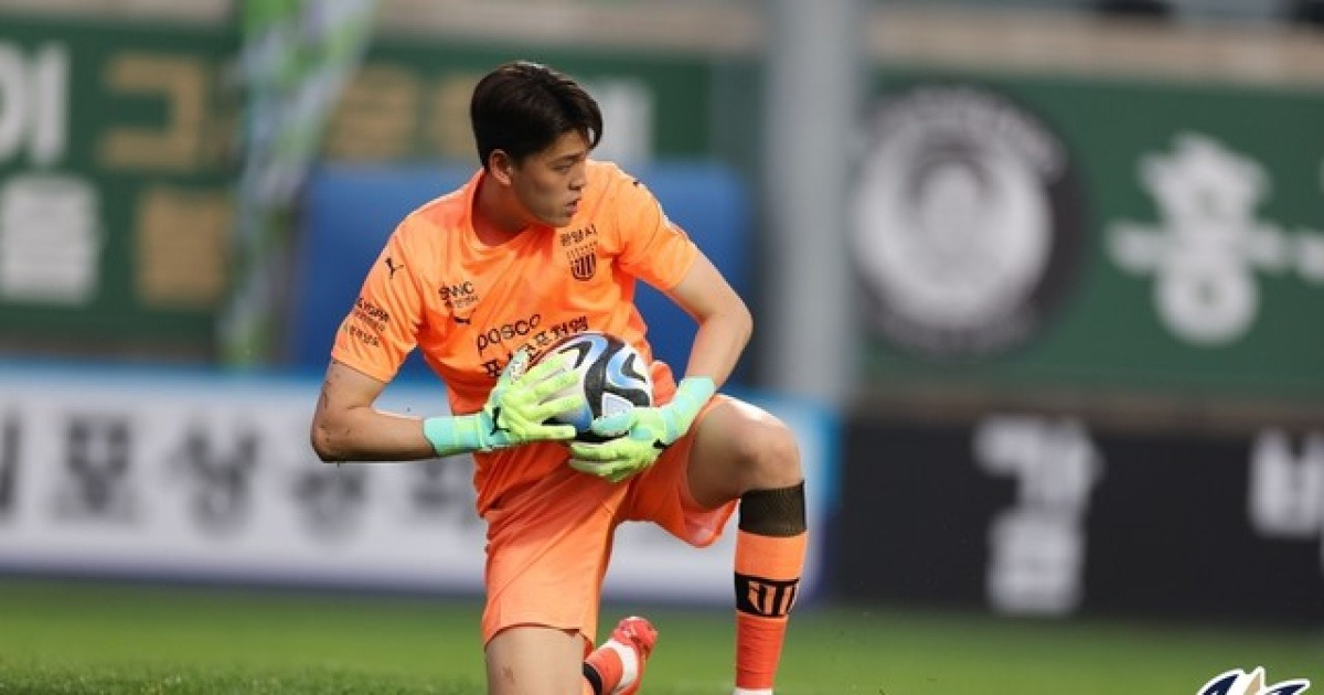 [b11 현장] 충북청주 공세 온 몸으로 막아낸 전남 GK 안준수, "한 골 먹었으면 질 수도 있었다"