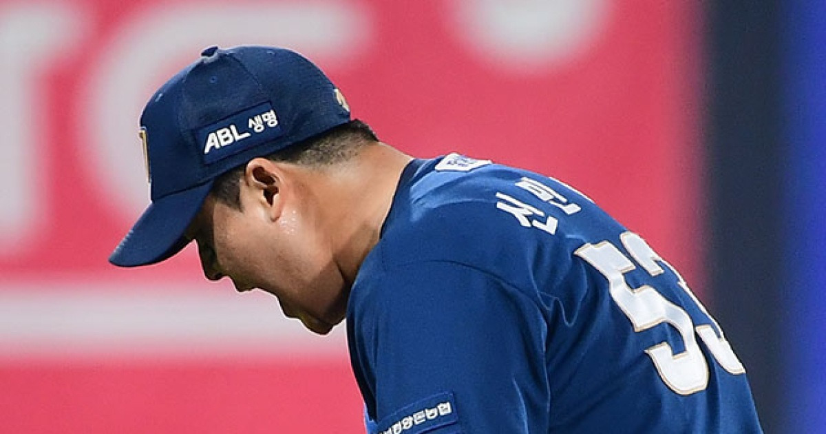 “승리할 수 있어 행복하다” 페디 못지않은 완벽투→PS 2G 12이닝 ERA 0, PO 2차전 데일리 MVP는 당연히 신민혁 [MK PO2]