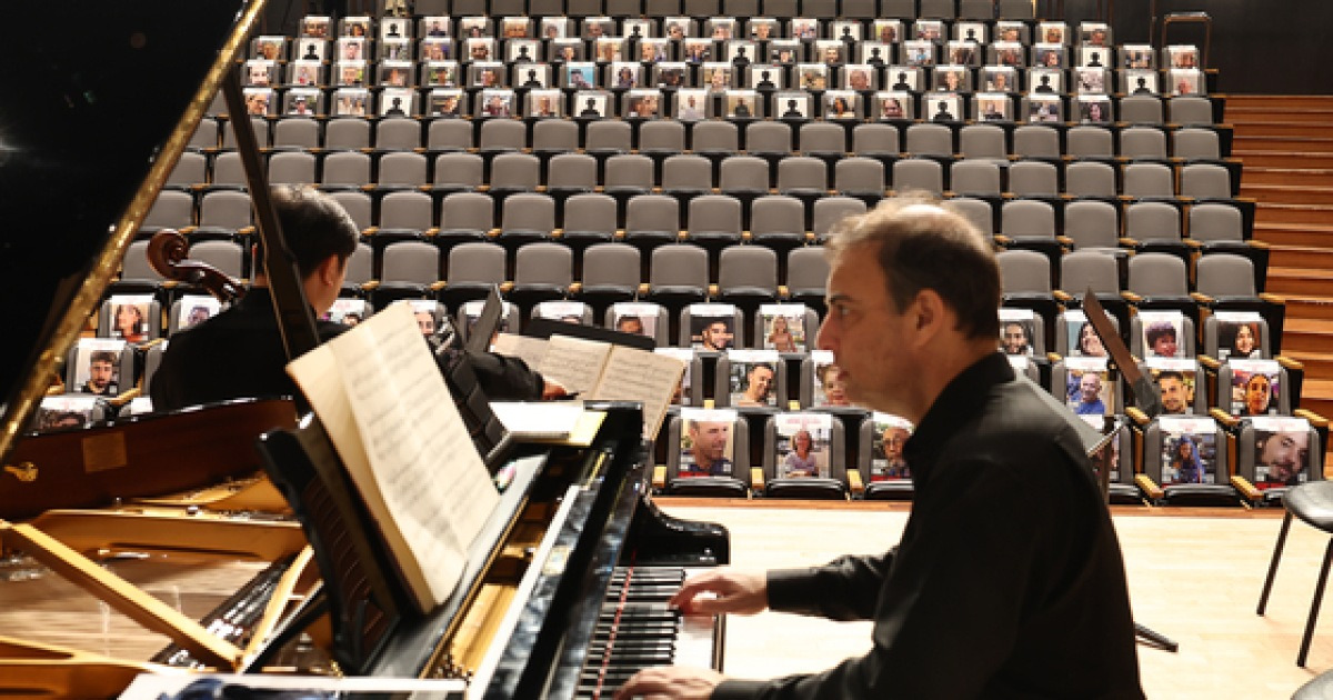 Israel hosts concert urging the release of hostages in Gaza