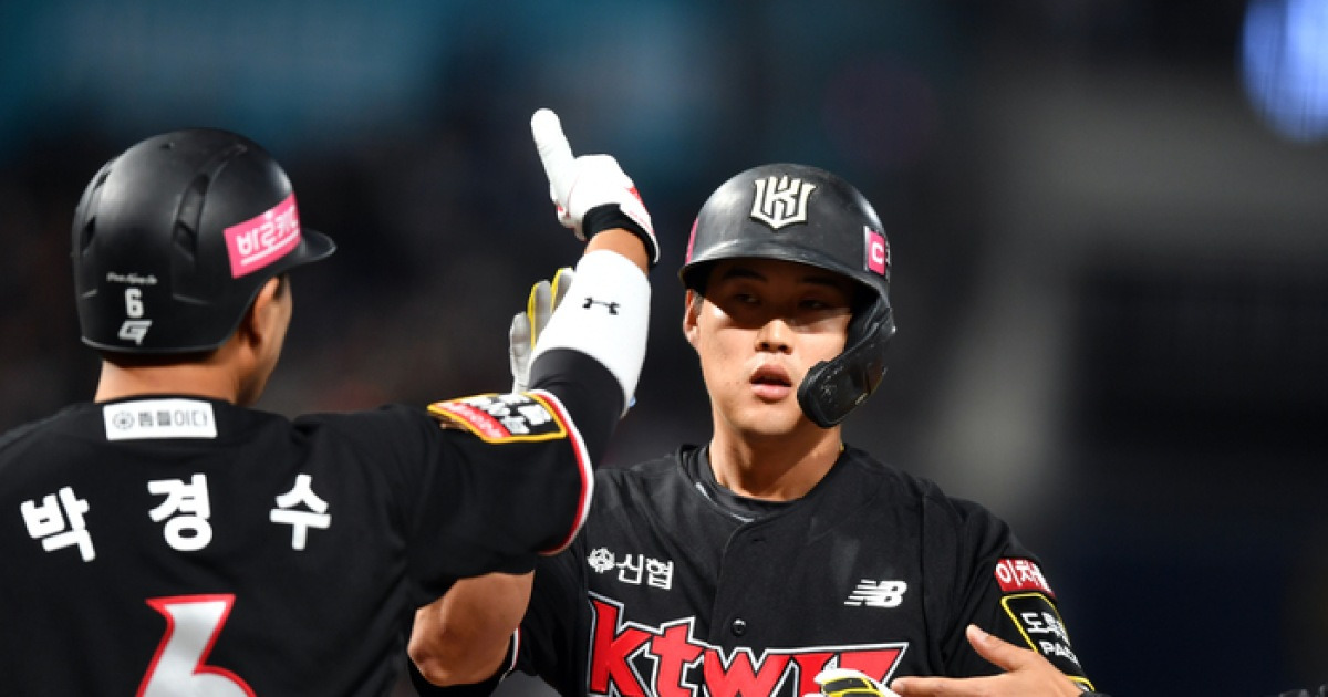 끝내줘?→이번엔 ‘가을 사나이’다, KT 배정대의 화끈한 하루[PO3 스타]