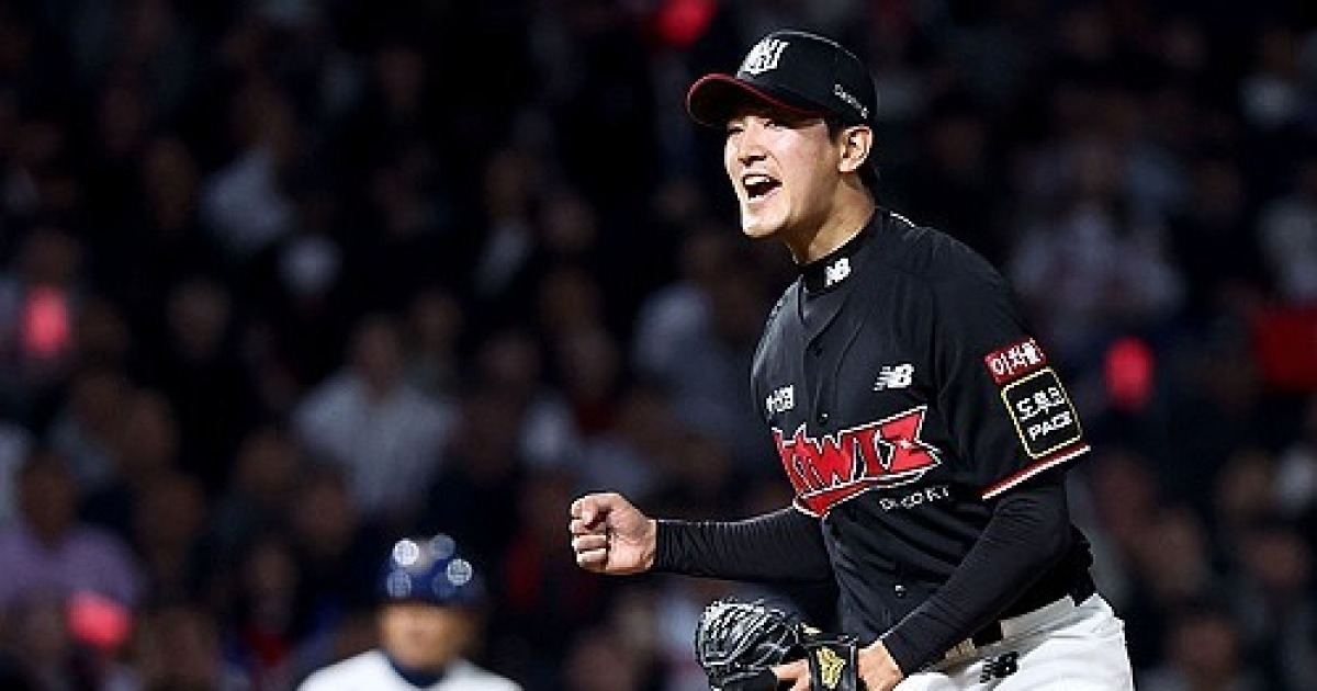 '데일리 MVP' 고영표 "막중한 임무 맡아 철저히 준비했다"[PO3]