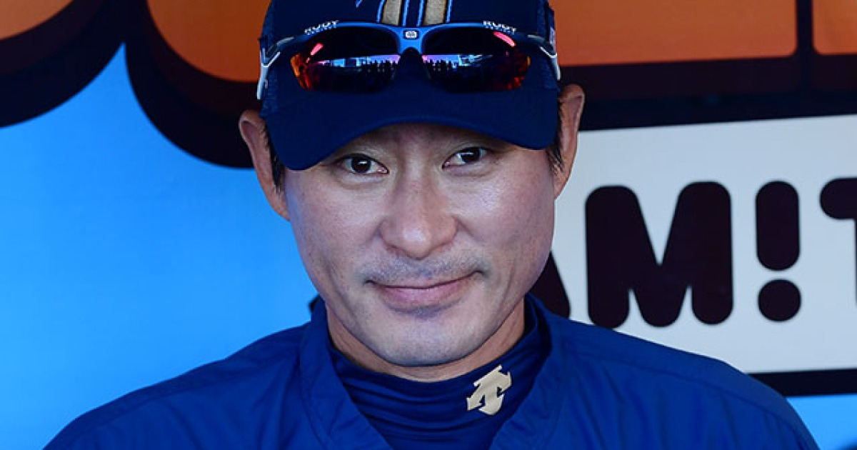 강인권 감독 ‘PO 3차전 라인업 공개’ [MK포토]