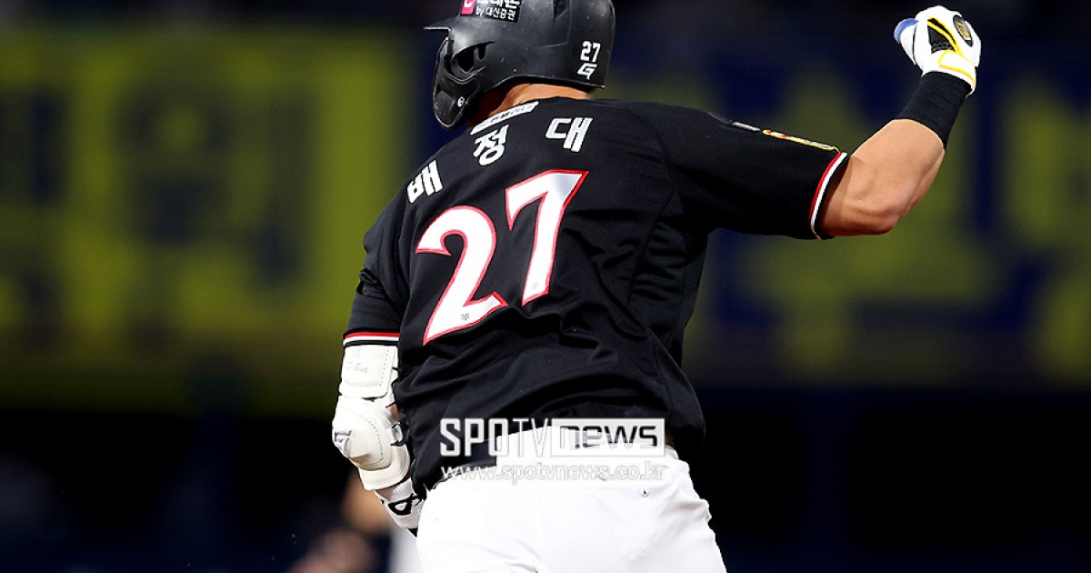 [PO3 게임노트] '고퀄스'→'손박김' 9이닝 무실점 +배정대 결승포…kt, NC 가을야구 신기록 10연승 저지 2패 뒤 1승