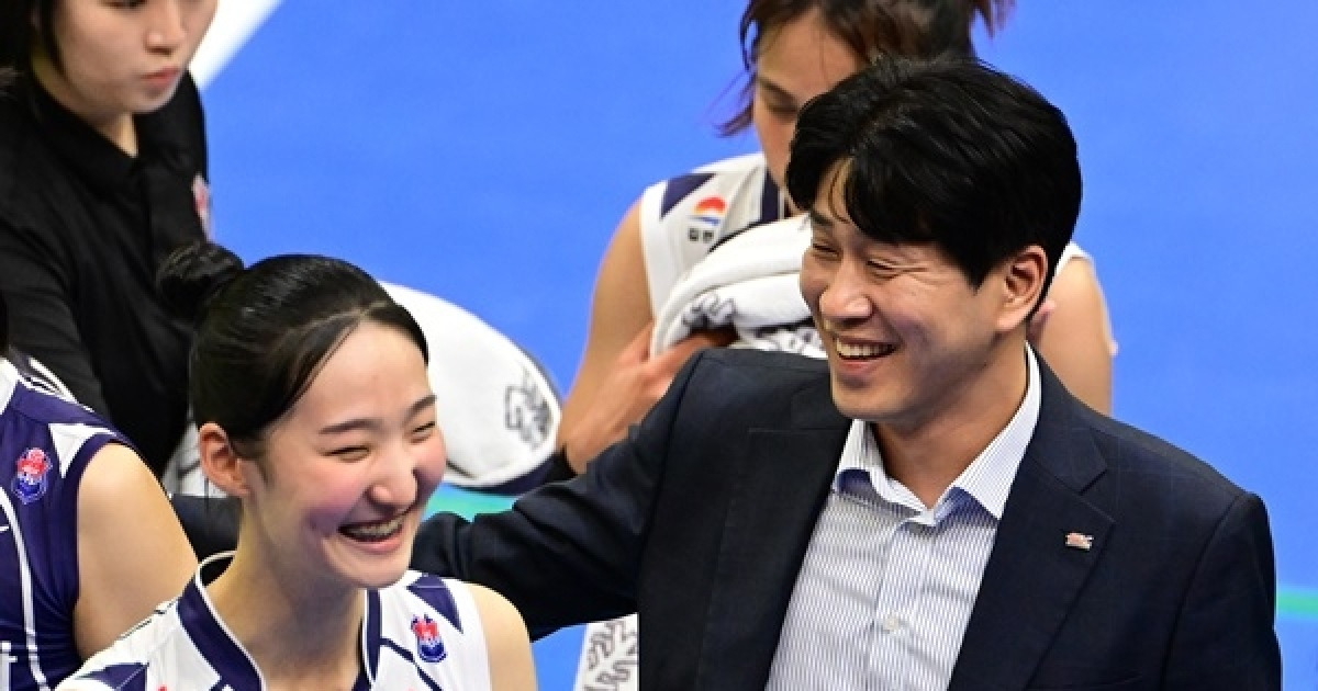 1순위 187cm MB 기대치 이 정도다…“김세빈, 신인이지만 에이스 기질 가졌다” 김종민 특급 칭찬 [MK대전]