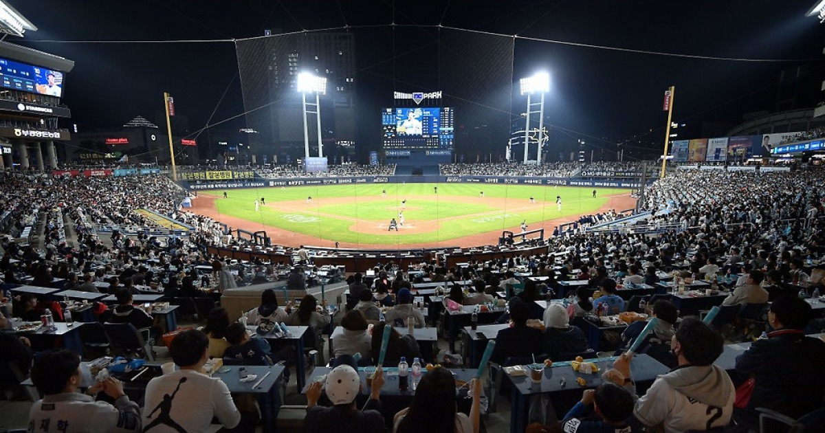 NC-kt PO4차전 ‘뜨거운 야구열기 매진’ [포토]