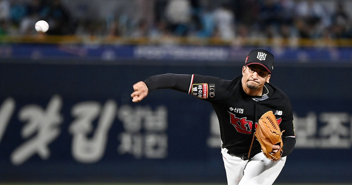 '쿠에바스 완벽투+방망이 부활' KT, NC '11-2' 완파...2패 후 2승으로 '역스윕' 마법 보인다 [PO4]