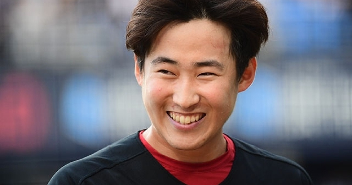 “日 마무리 캠프 회복&컨디셔닝 집중” ‘역스플릿’ 윤영철, APBC KS 소속 선수 교체 대안될까