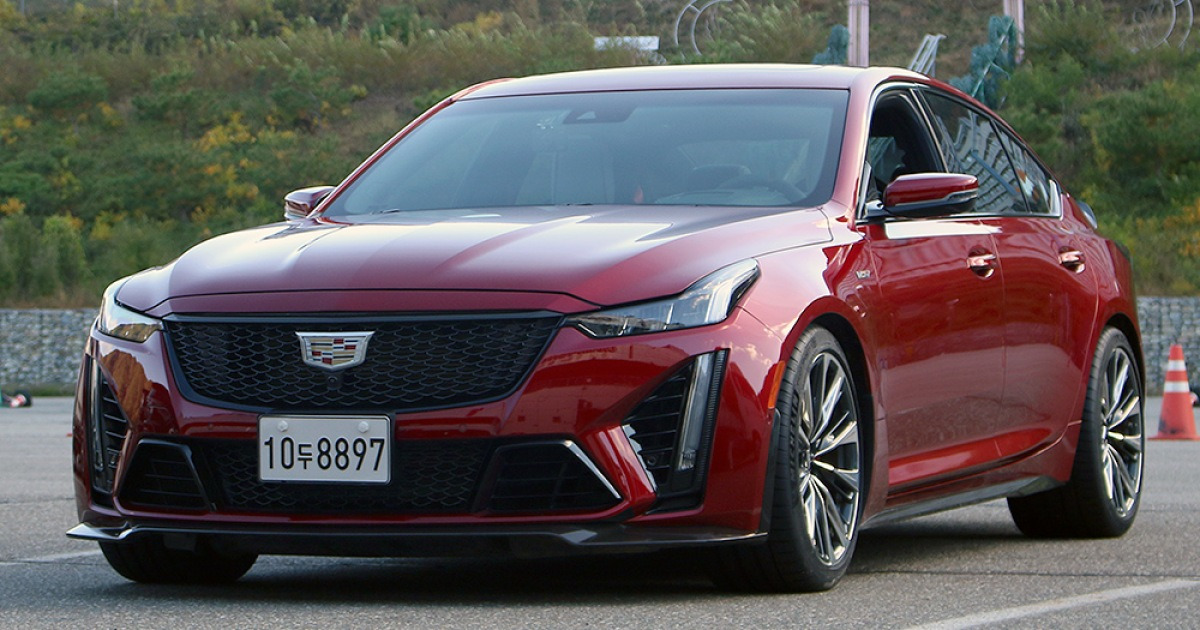 [시승]677마력으로 즐기는 캐딜락의 일탈, CT5-V 블랙 윙