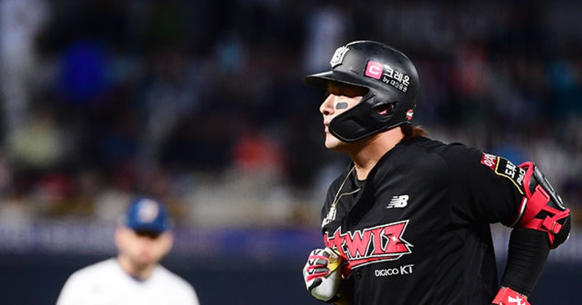 PO서 아쉬웠던 박병호, 부진 털고 KT 상승세 힘 보탤까 [KS1]