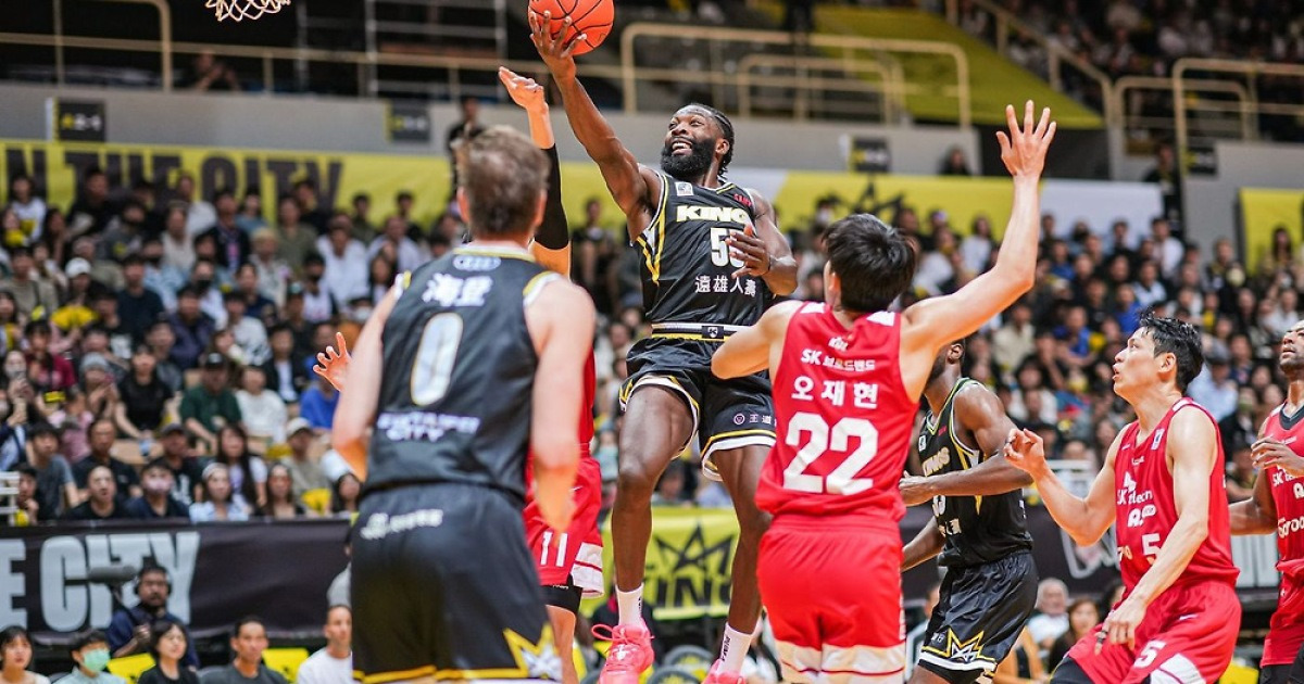 워니 45점에도…SK, EASL서 뉴타이베이에 72-90